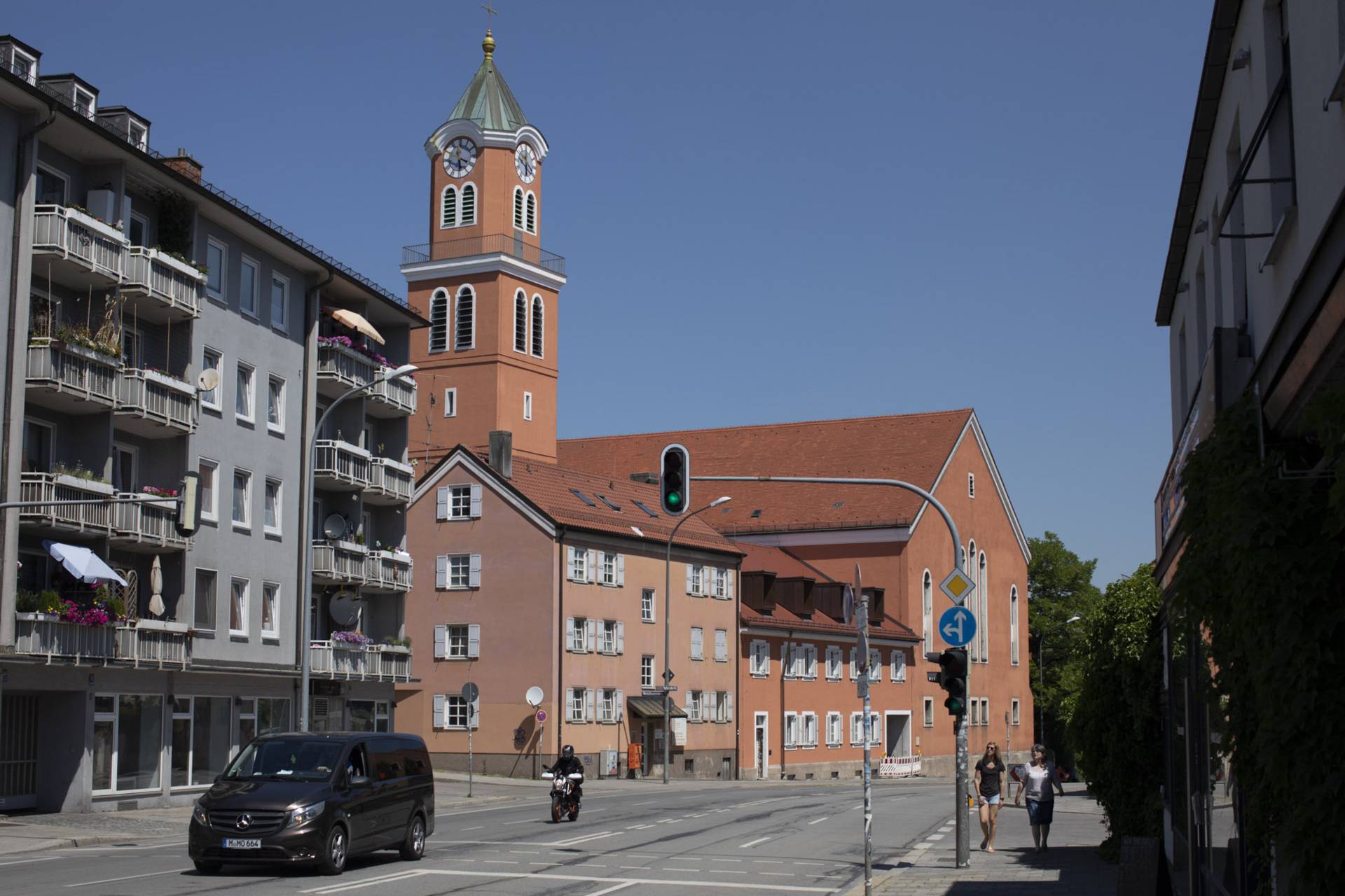 Neighbourhood walk through Giesing | simply Munich