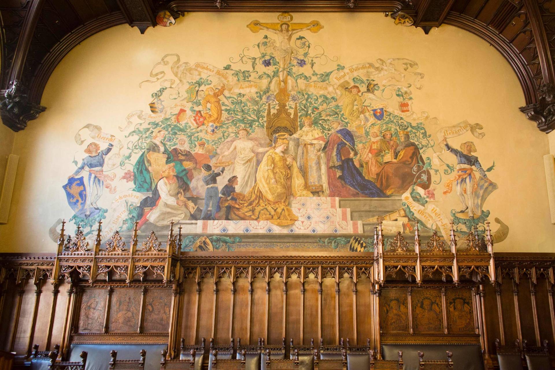 Tour of the Neues Rathaus | simply Munich