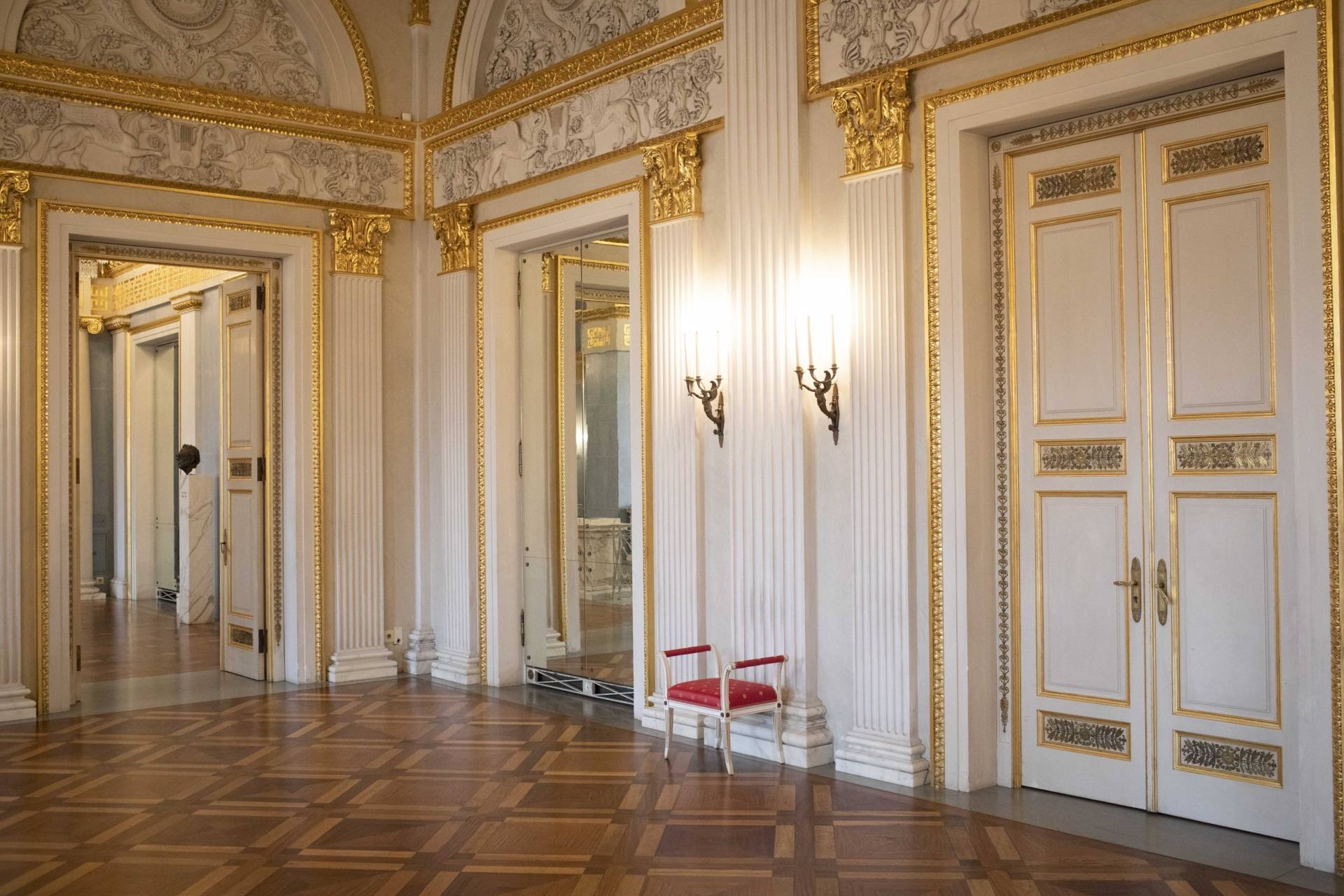 Urlaub in der eigenen Stadt: Besuch in der Staatsoper | einfach München