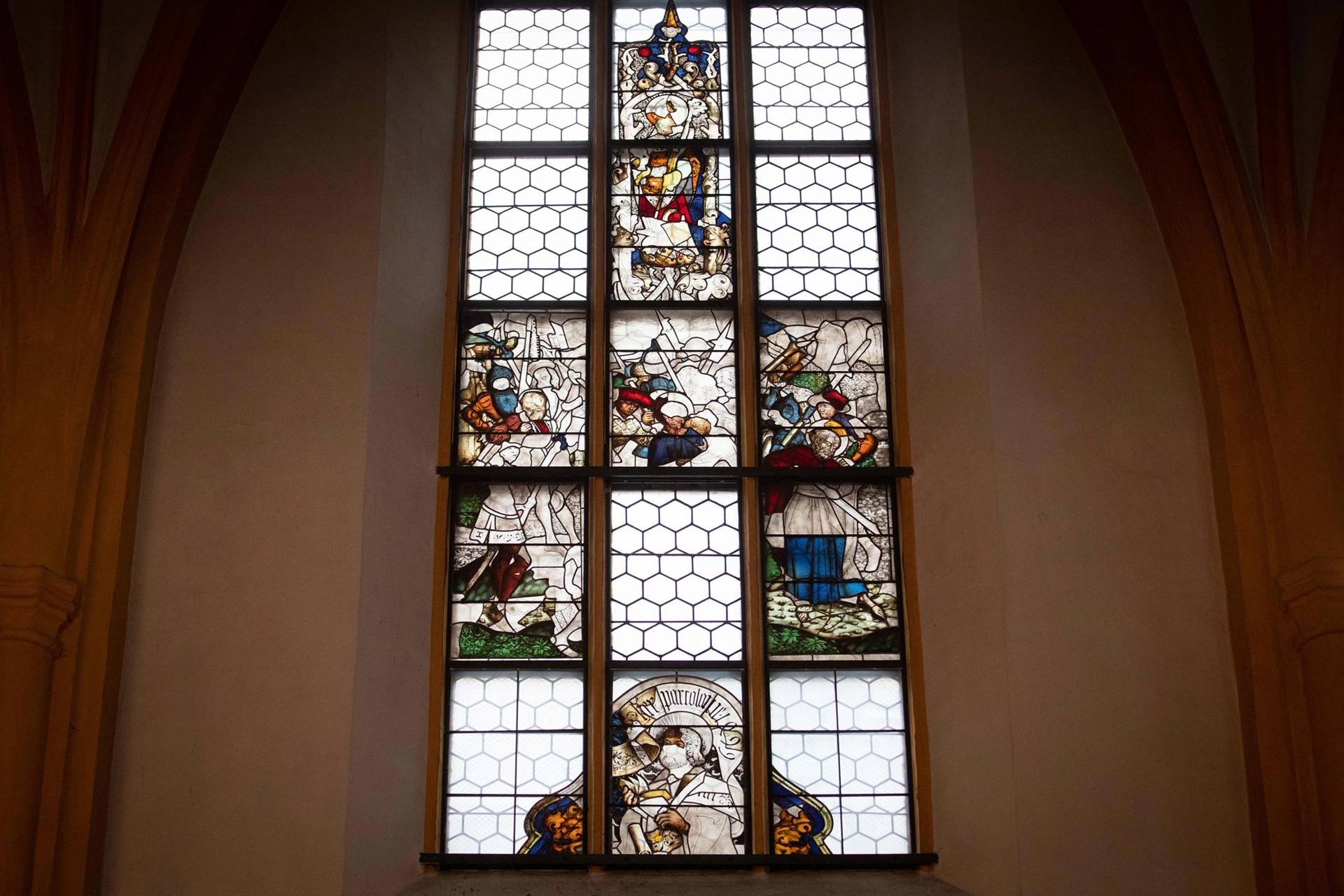 Church windows in Munich | simply Munich
