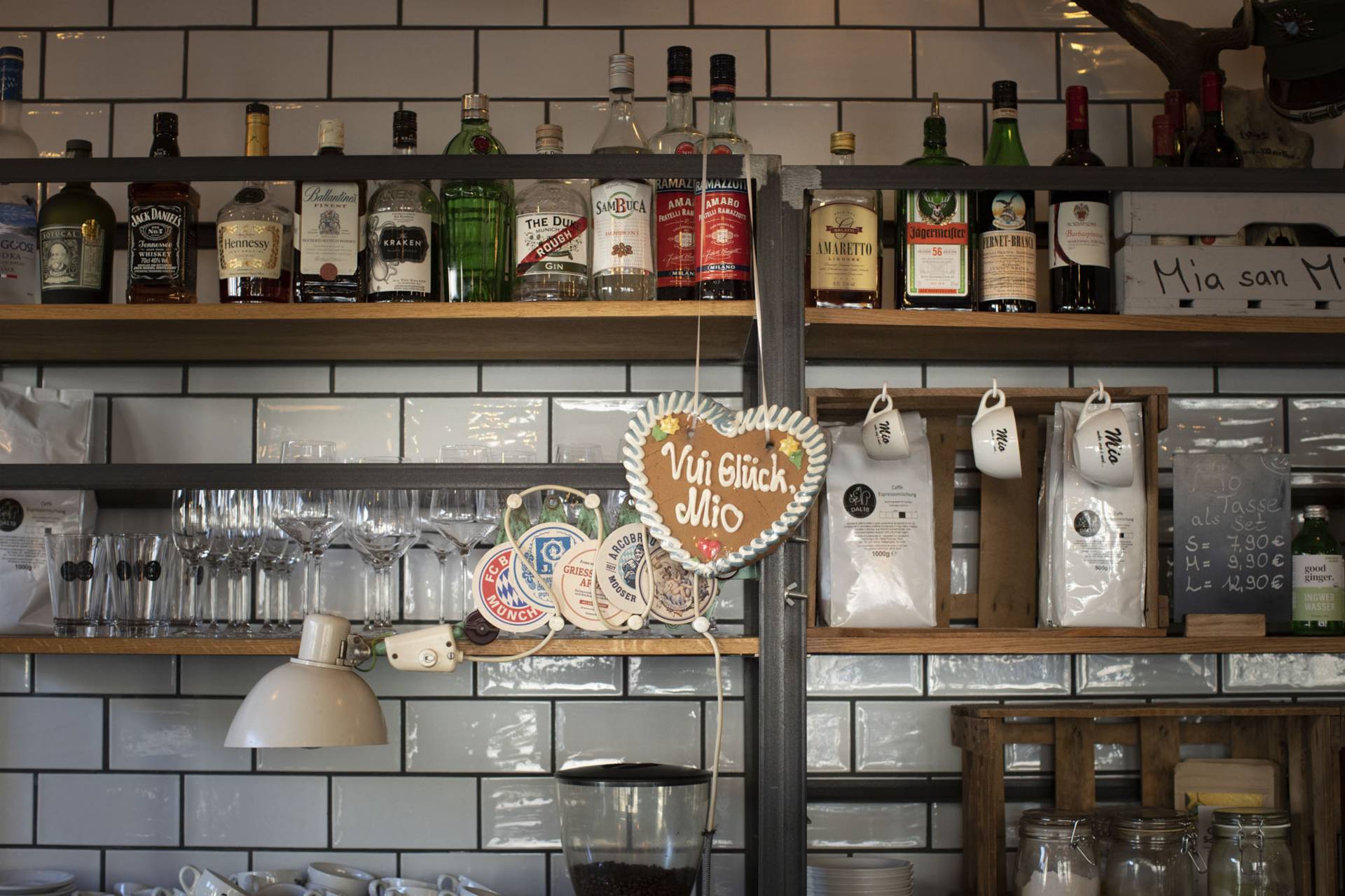 With Mario Gamba from Acquarello through Bogenhausen | simply Munich