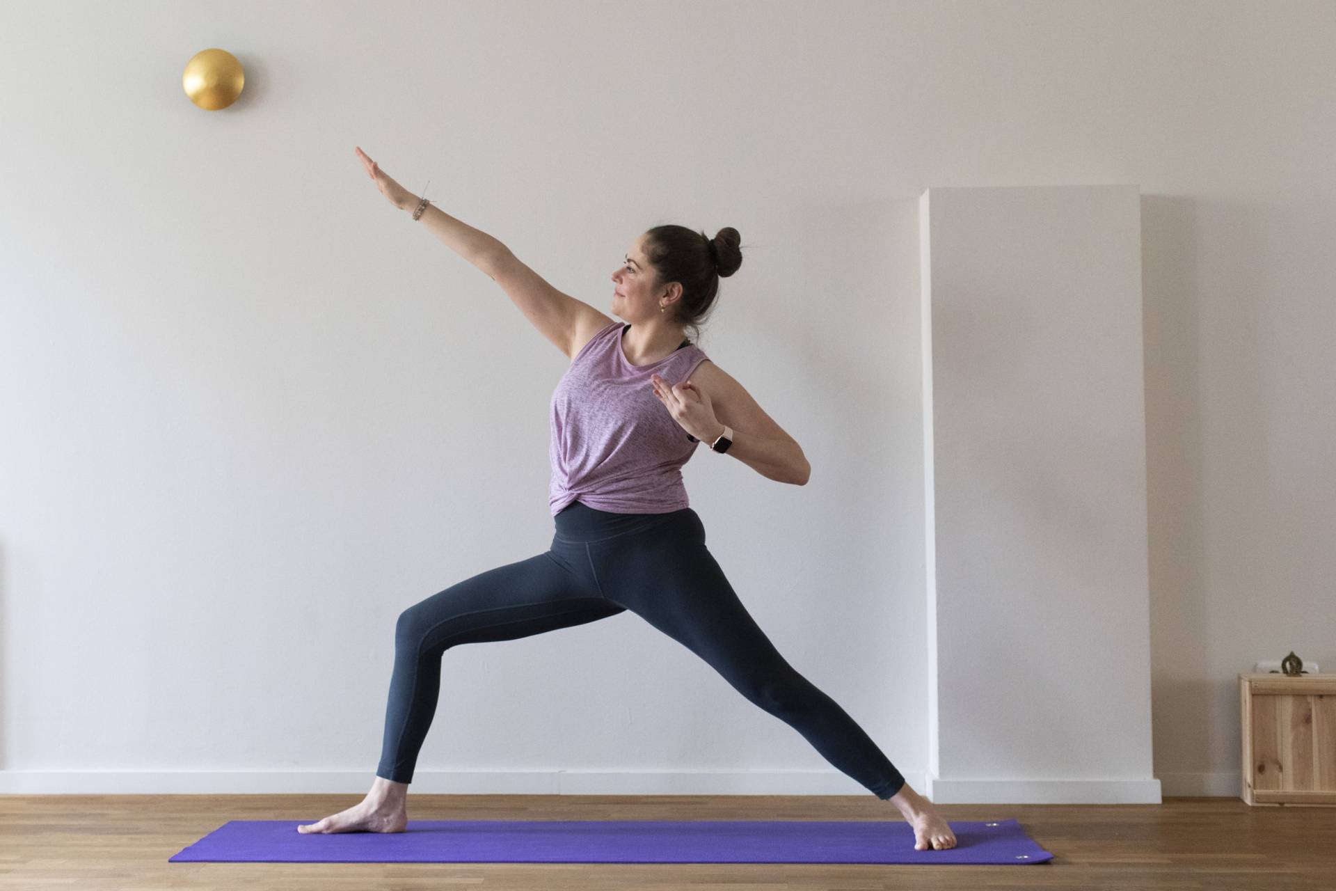 13 Yoga Asanas mit Münchner Flair: Yoga-Übungen für Zuhause | einfach ...